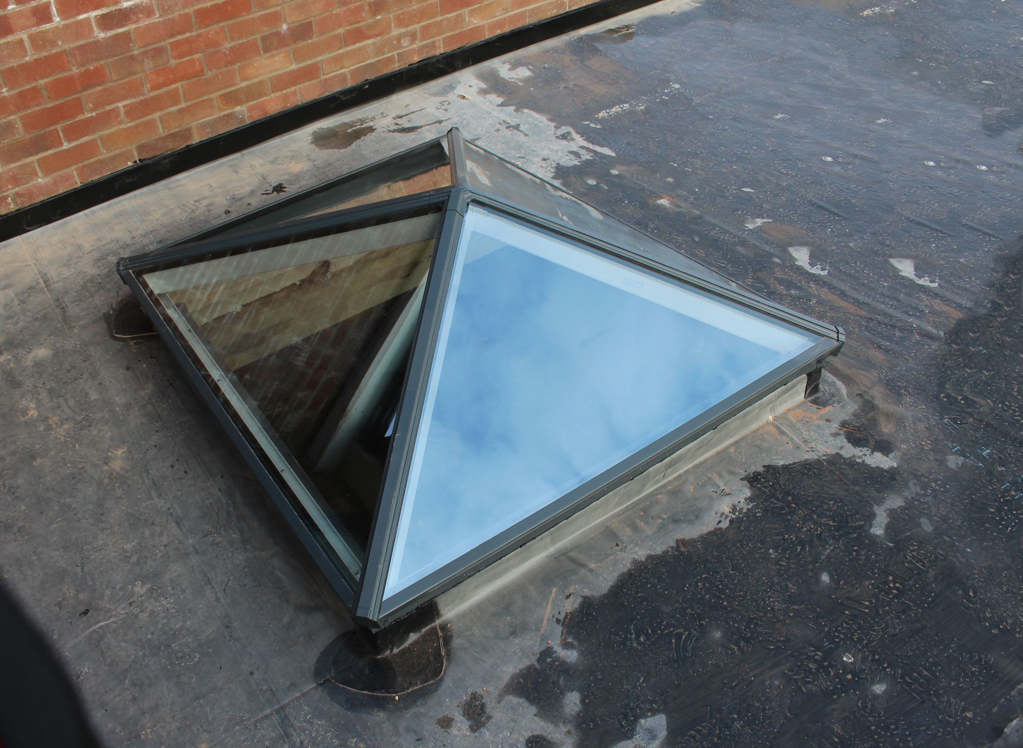 Korniche Pyramid Skylight | Rubber4Roofs