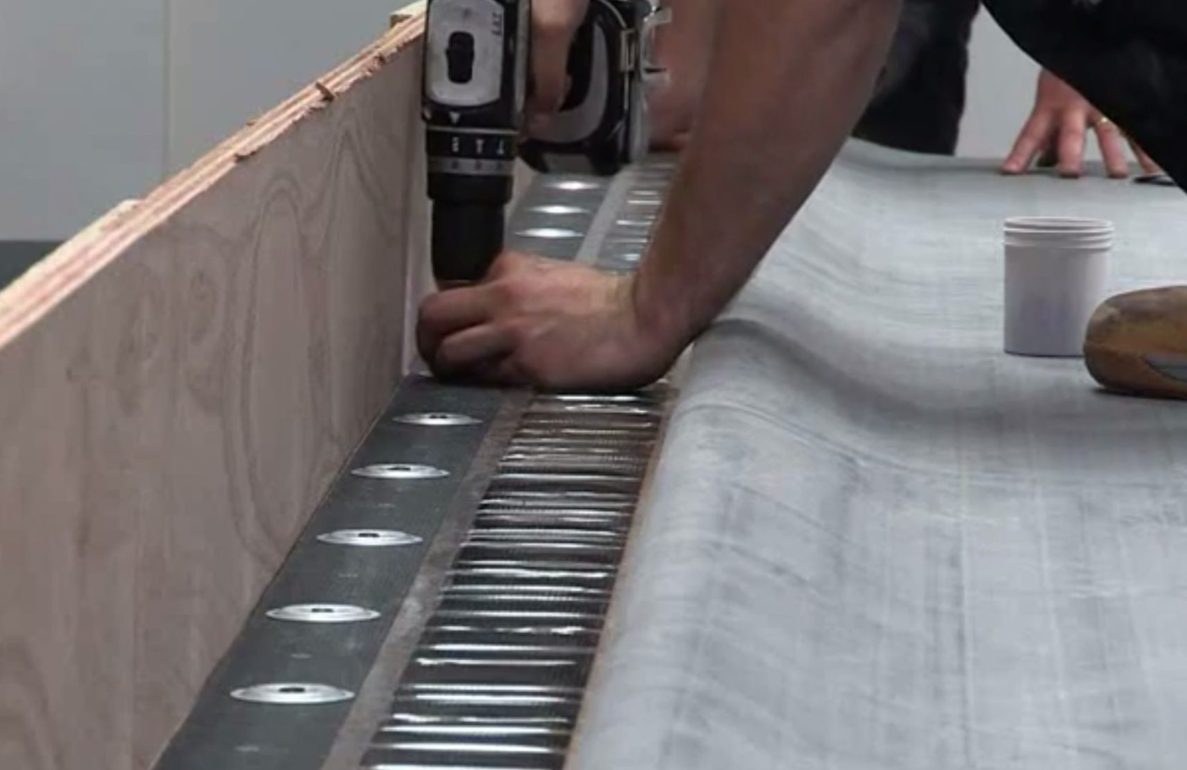 Russ Strip Mechanical Bonding | Rubber4Roofs