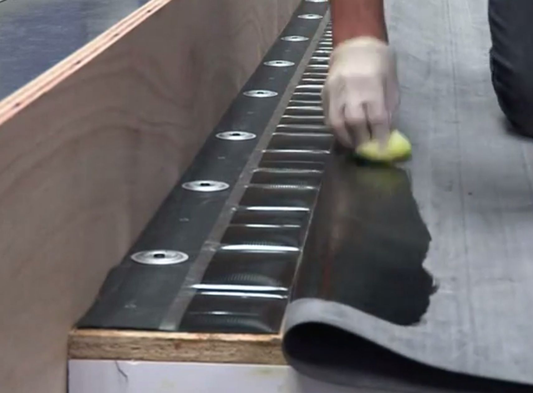 Russ Strip Mechanical Bonding | Rubber4Roofs